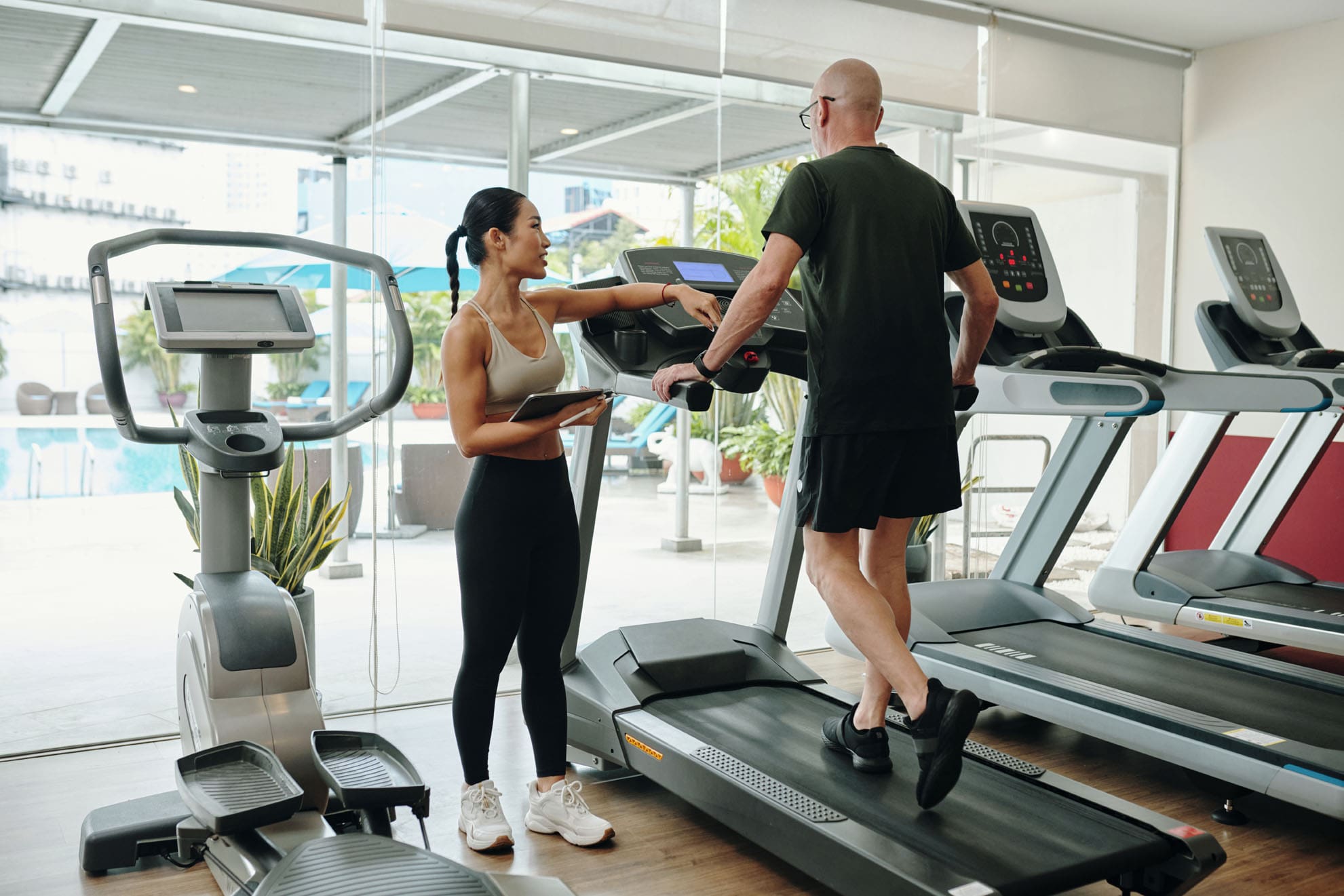 Understanding FOOSH Injury: The Basics and Treatment Options - EP ...