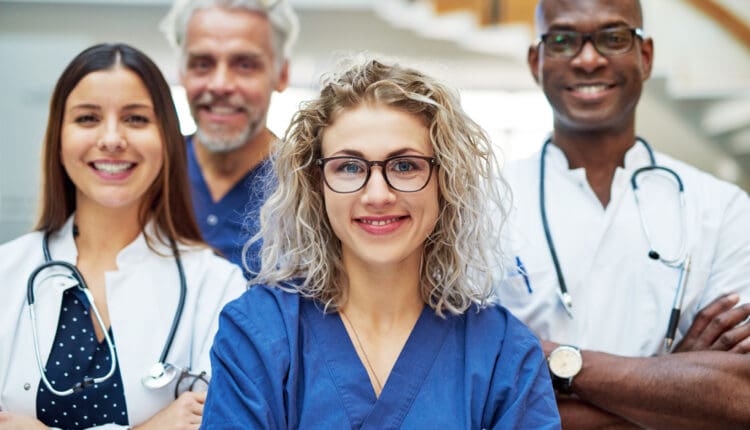 Posición supina y su impacto en la salud - Clínica de Bienestar y ...